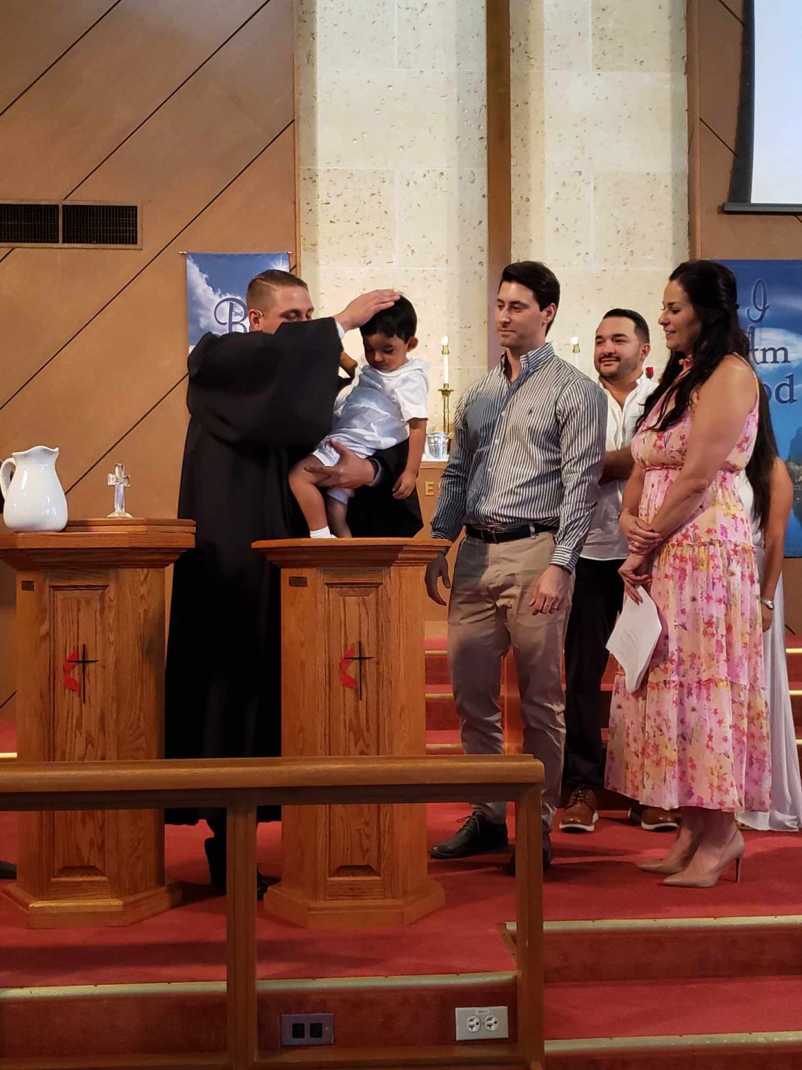 Baptism – El Mesias UMC